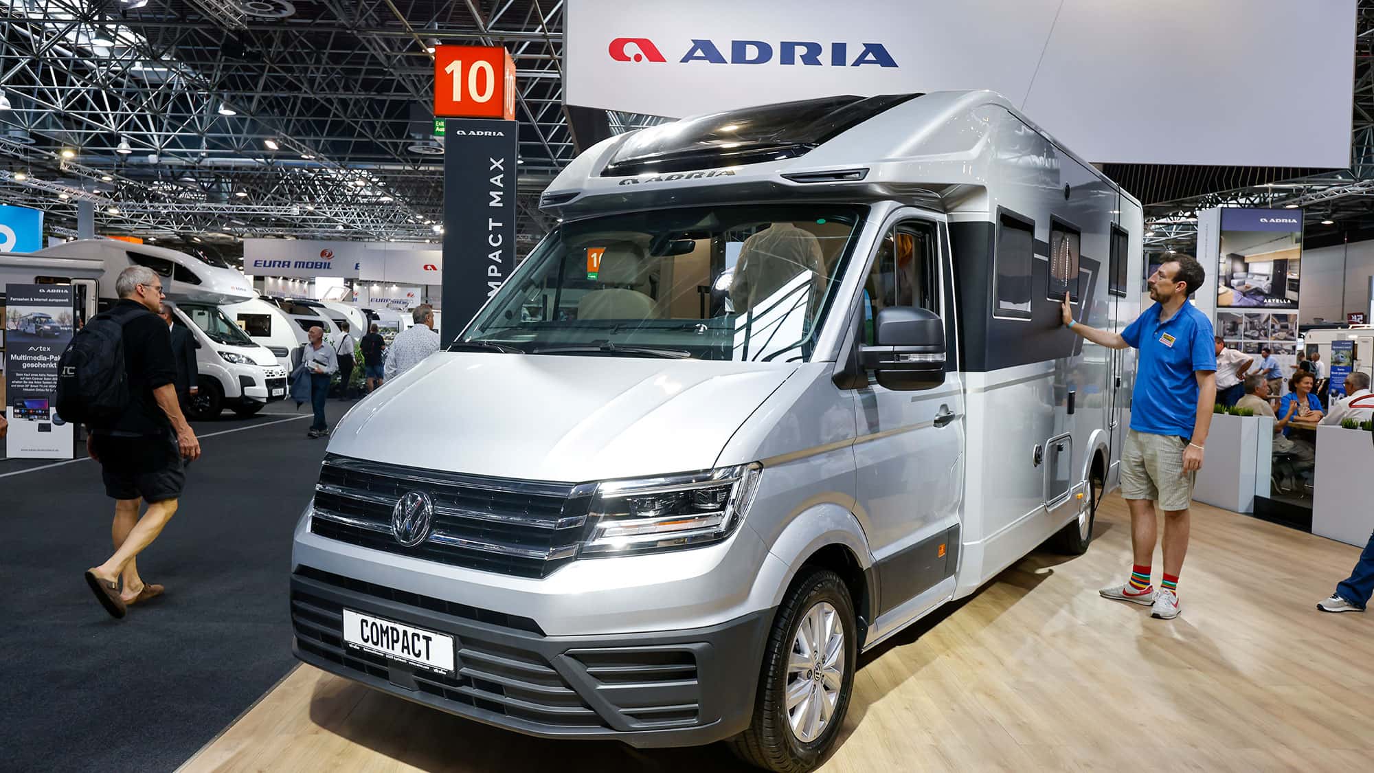 Neue Adria-Teilintegrierte: Alles zu Compact MAX SL, SP und DL